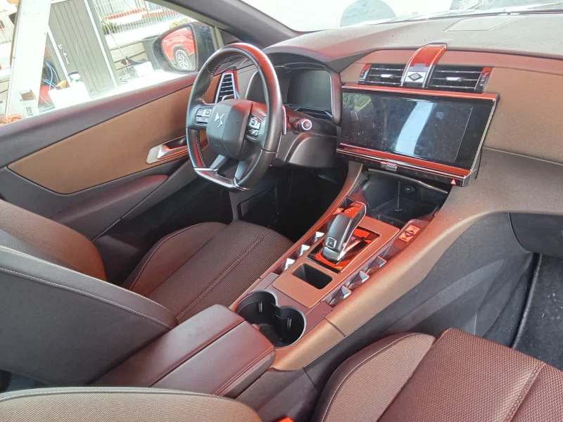 Ds DS 7 Crossback BlueHDi DE 130CV Auto. CHIC 2021 86.973 km 130 CV ...