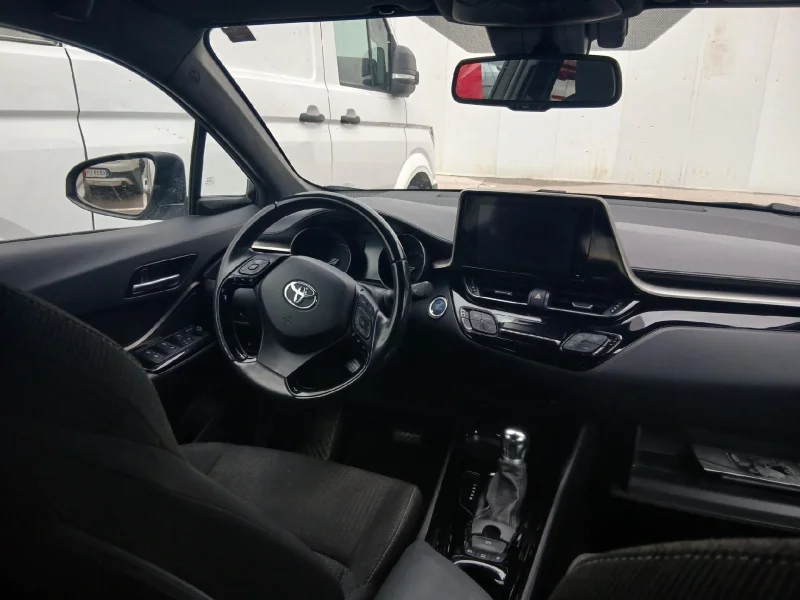 TOYOTA C-HR 1.8 125H Advance 2019 82.020 km 98 CV Híbrido Automático ...
